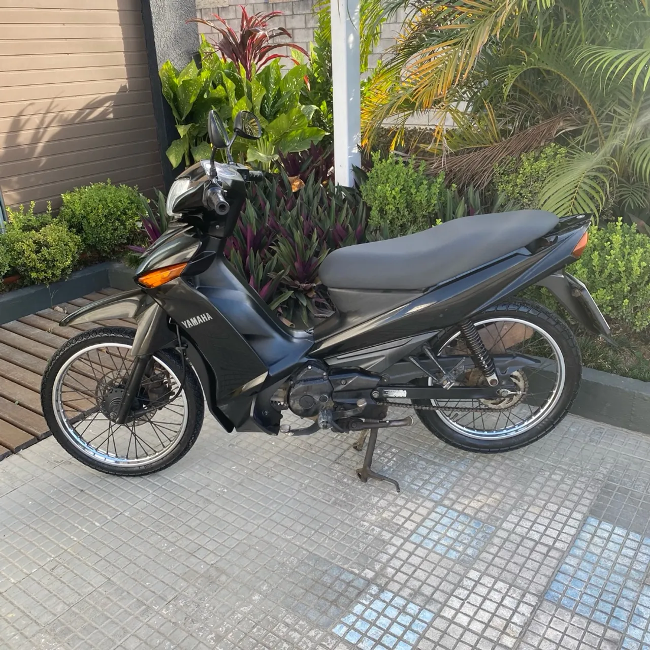 Motos YAMAHA CRYPTON no Brasil
