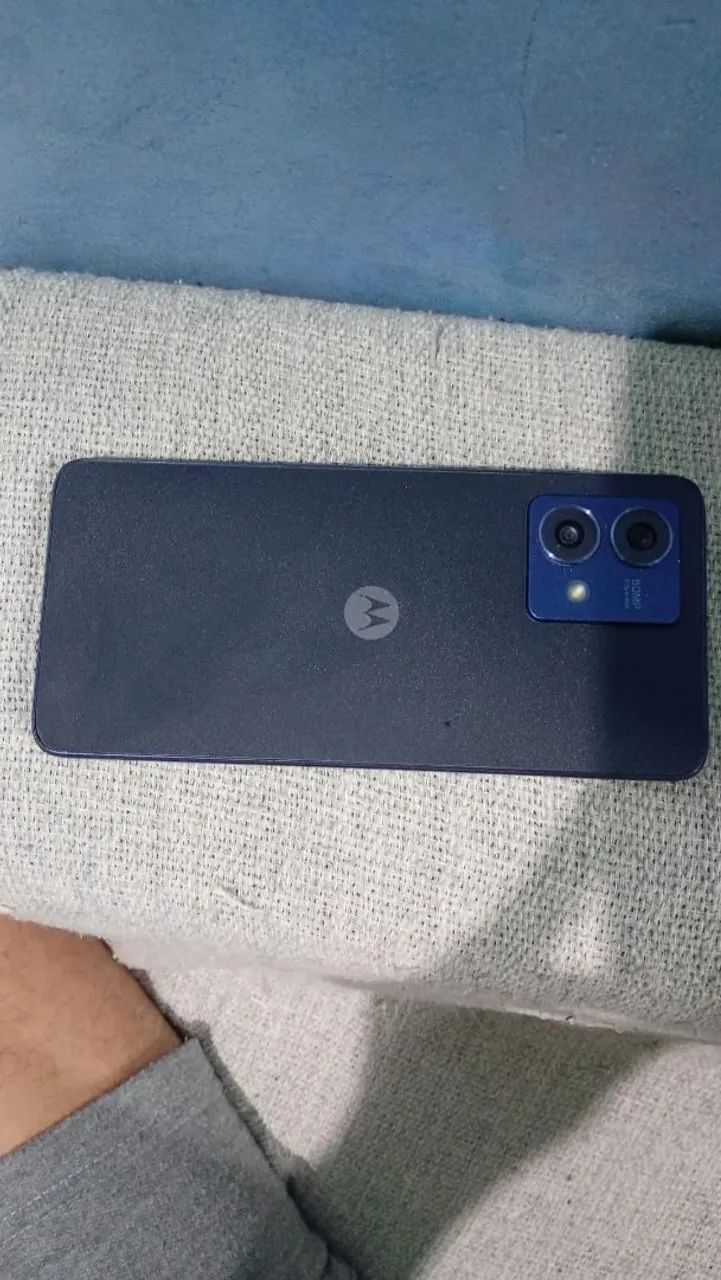 Moto G84 5G Seminovo - Muito conservado pra vender logo, tudo pegando ...