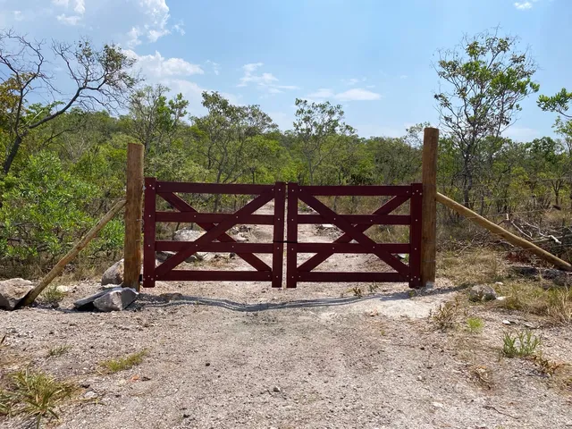 Porteira de madeira | +1256 anúncios na OLX Brasil