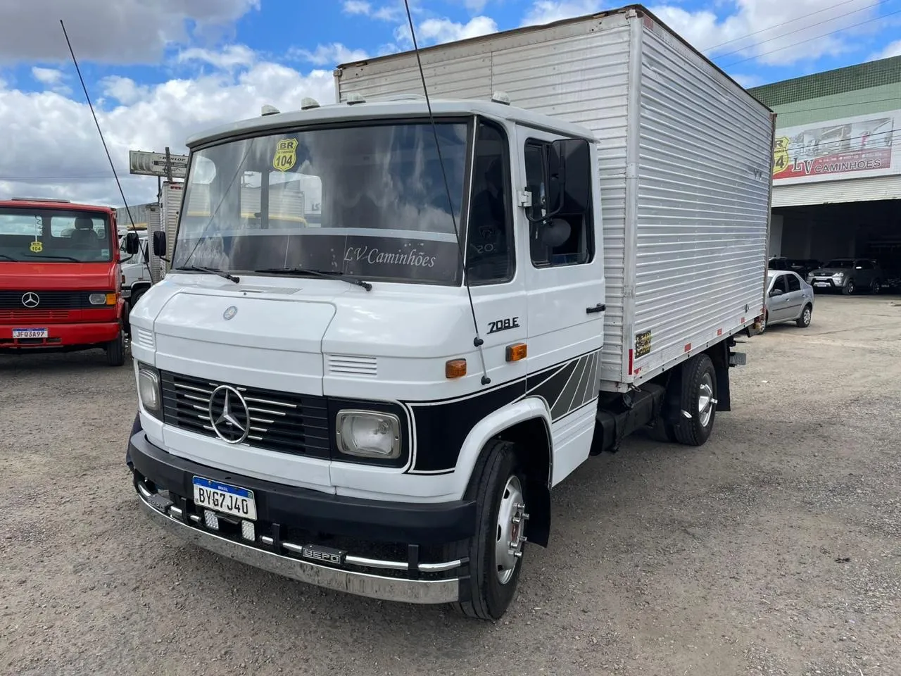 "caminhao mb 708" - Caminhões no Brasil