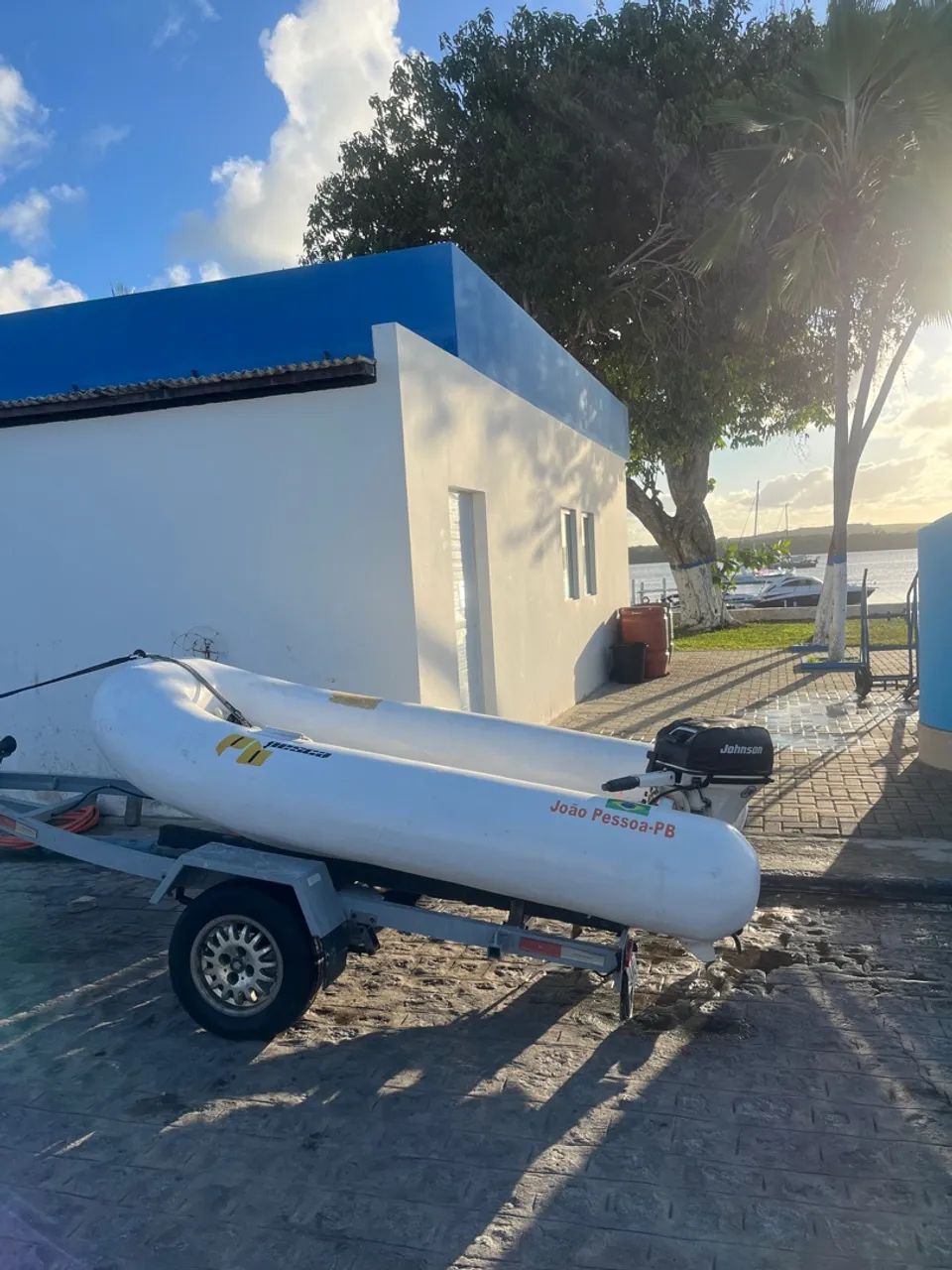 Barco diny bote resgate apio de fibra de vidro Olhem a descrição ...