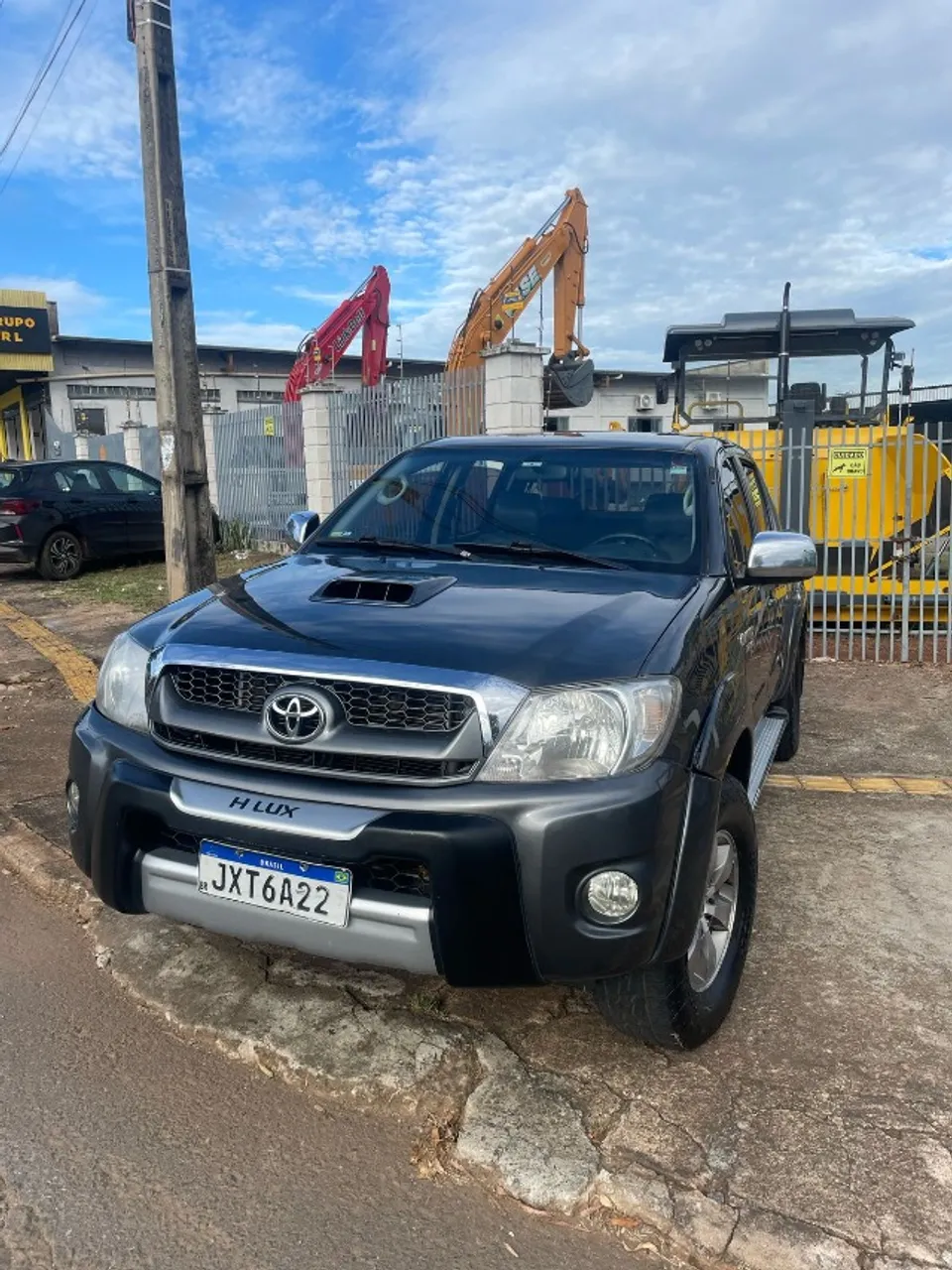 TOYOTA HILUX 2010 Usados e Novos