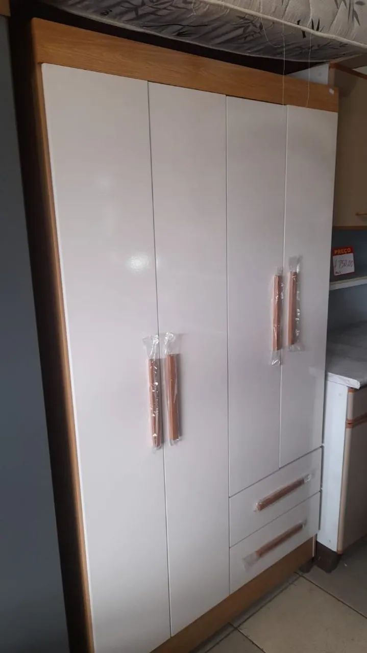 Armário de cozinha na loja do Marcelo Alves móveis - Armários e Guarda ...