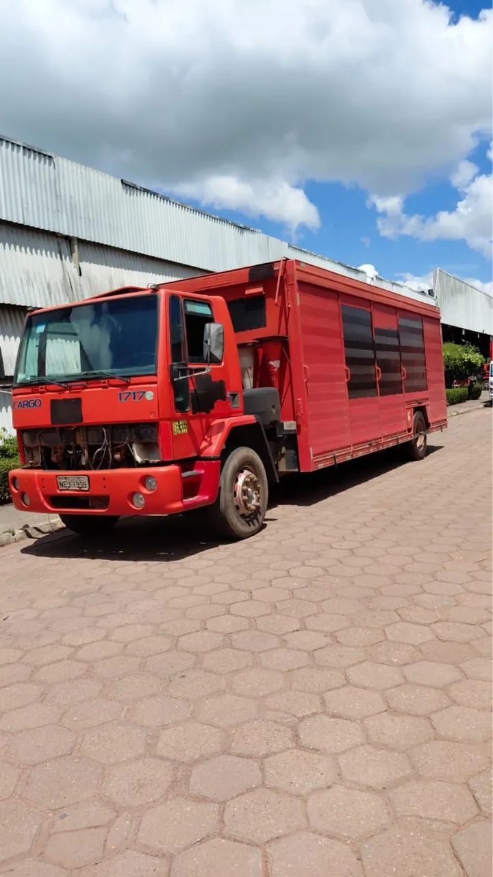 Ford Cargo 1717E 2009 Carroceria bebida - Caminhões - Planalto, Manaus ...