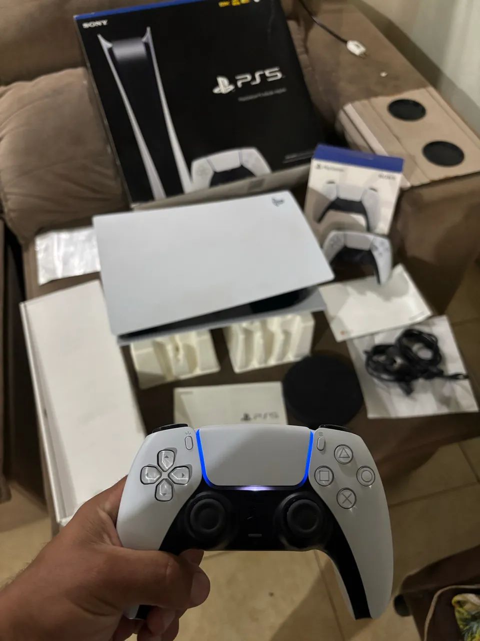 PS5 DIGITAL NOVINHO 2 CONTROLES + FORTNITE + COD + FALL GUYS - Consoles ...