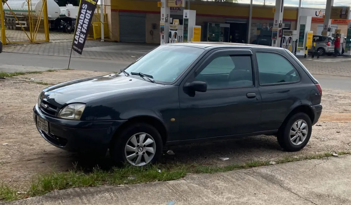 FORD FIESTA 2002 Usados e Novos