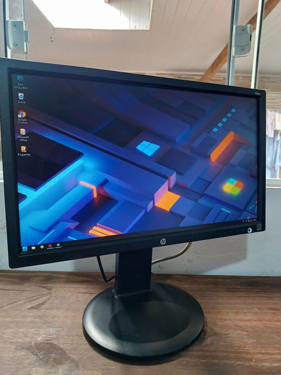 Monitor HP 20 Pol Articulado - Monitores - Guaraituba, Colombo 1388883536 | OLX