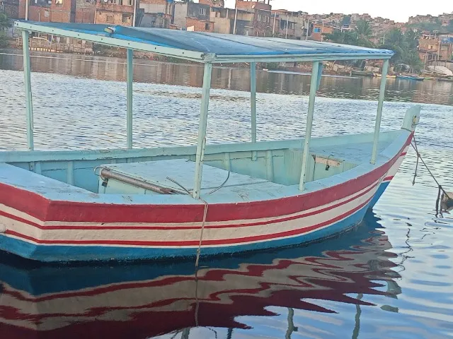 "barco de fibra" no Brasil