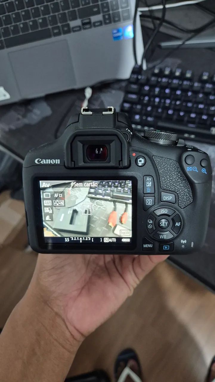 Canon EOS m200 + Rebel T7 - Câmeras e Filmadoras - Pechincha, Rio de ...