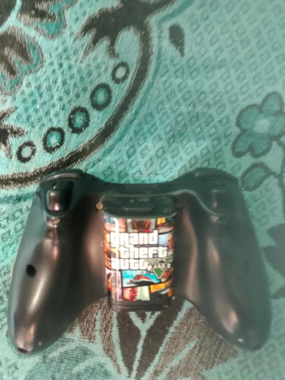 Vendo controles de Xbox 360 por 200 reais todos os itens ou troco em tv ...