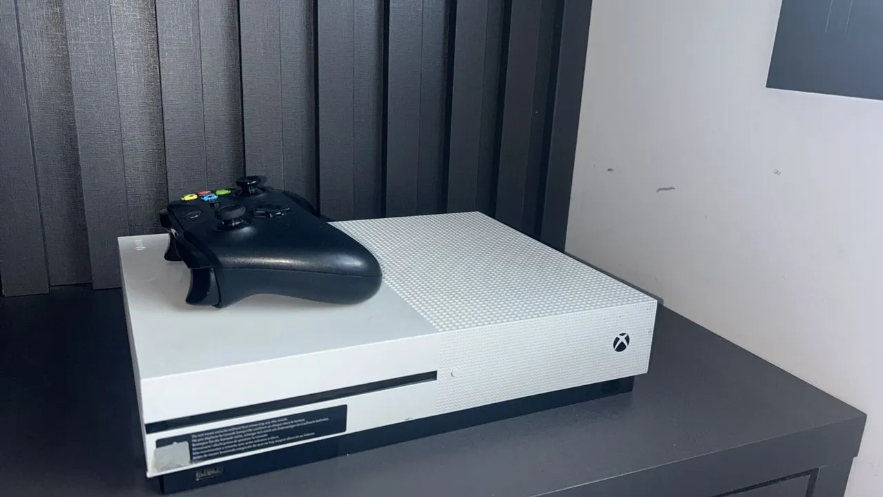 "xbox one slim" - Consoles de Vídeo Game no Brasil