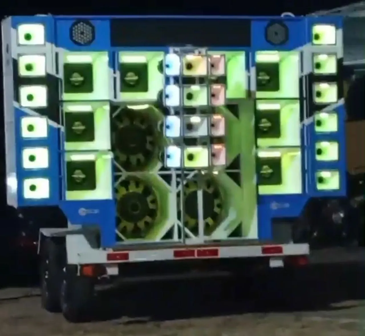 "paredao 4 graves" no Brasil