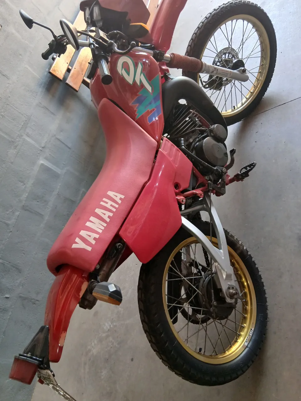 Motos YAMAHA DT no Brasil