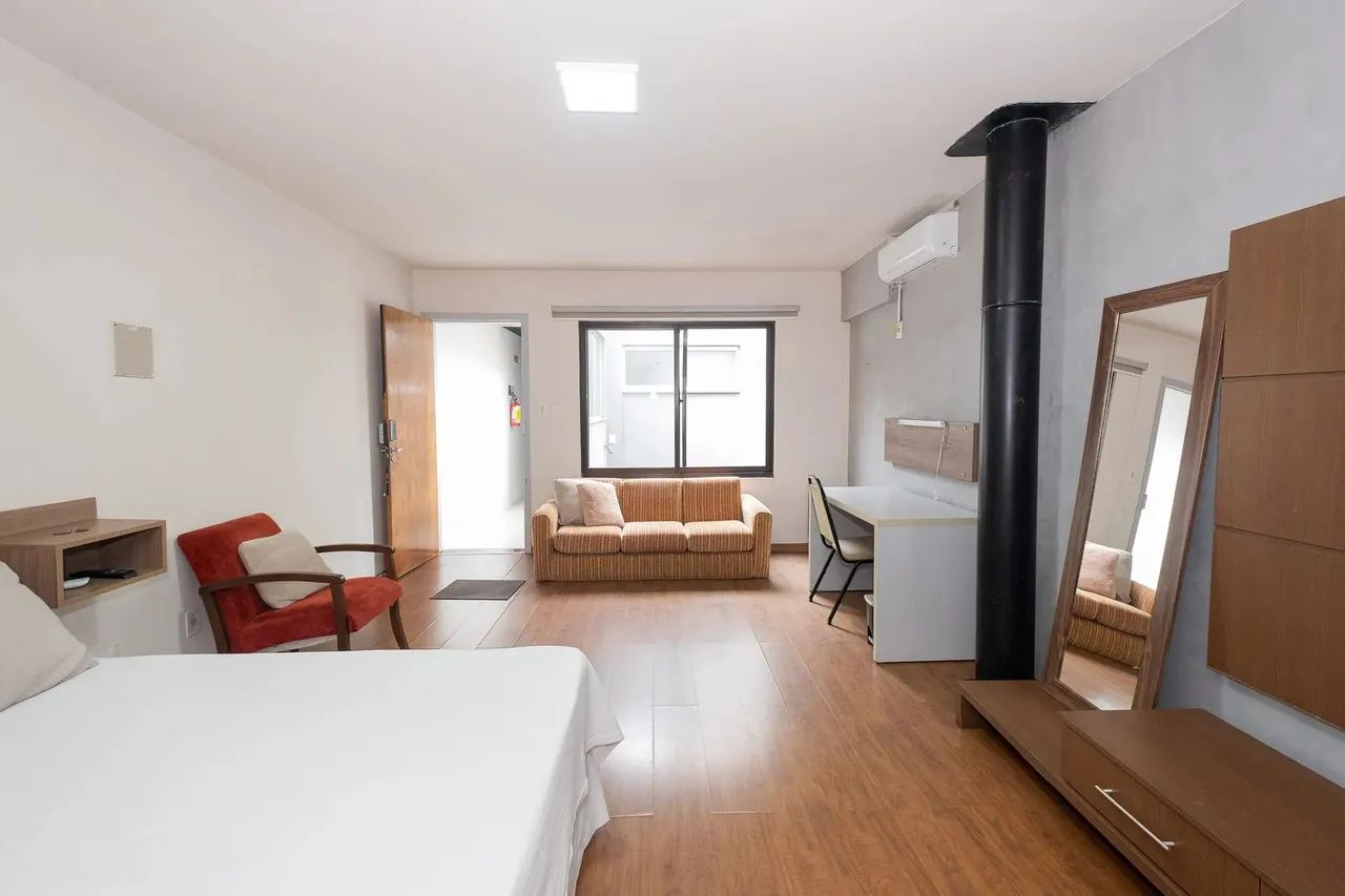 Sala Comercial Mobiliada para Locação no Centro de Pelotas, com ...