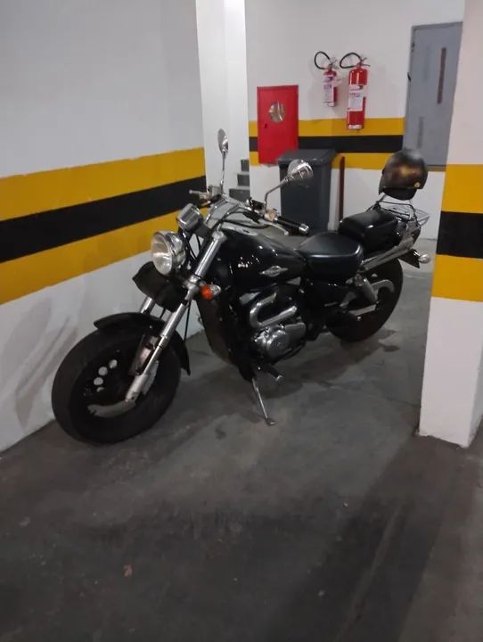 "moto estradeira" no Brasil