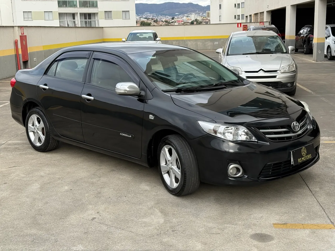 TOYOTA COROLLA 2014 Usados e Novos