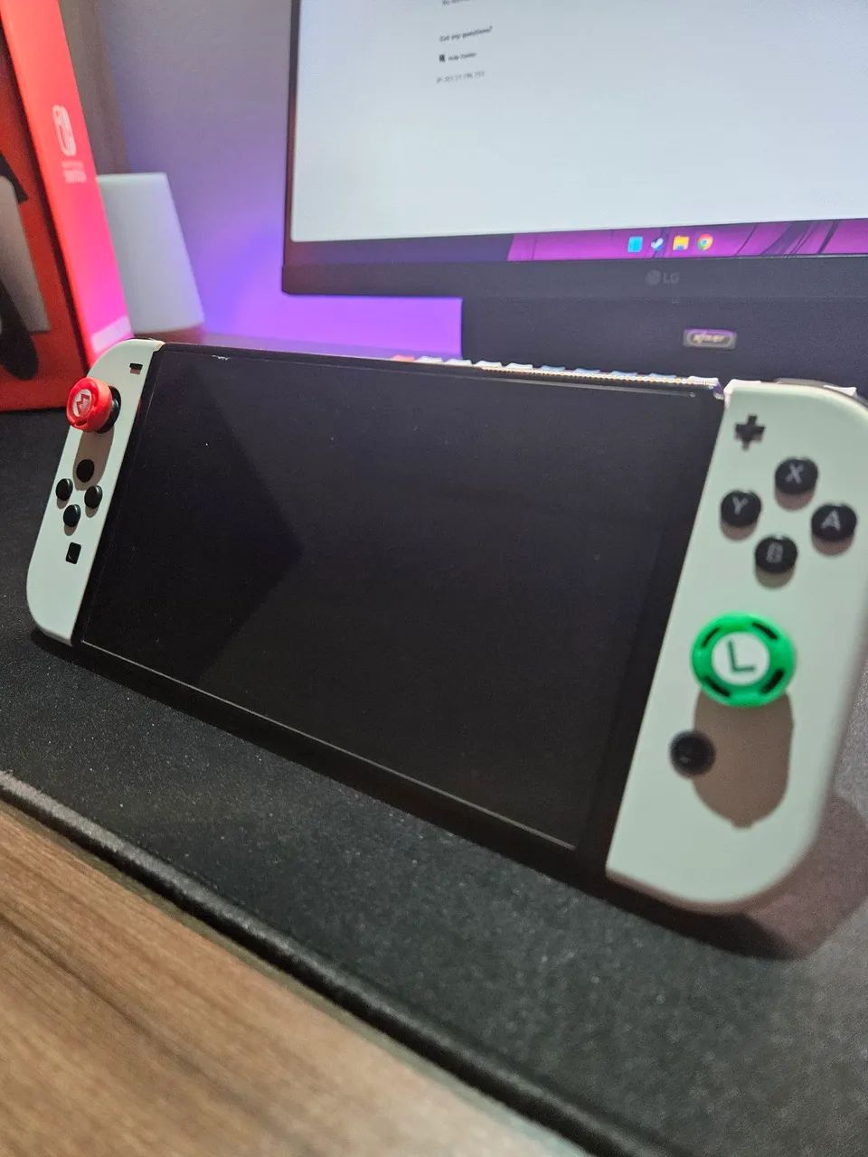 Nintendo Switch oled com 256gb sd e contas compartilhadas - Consoles de ...