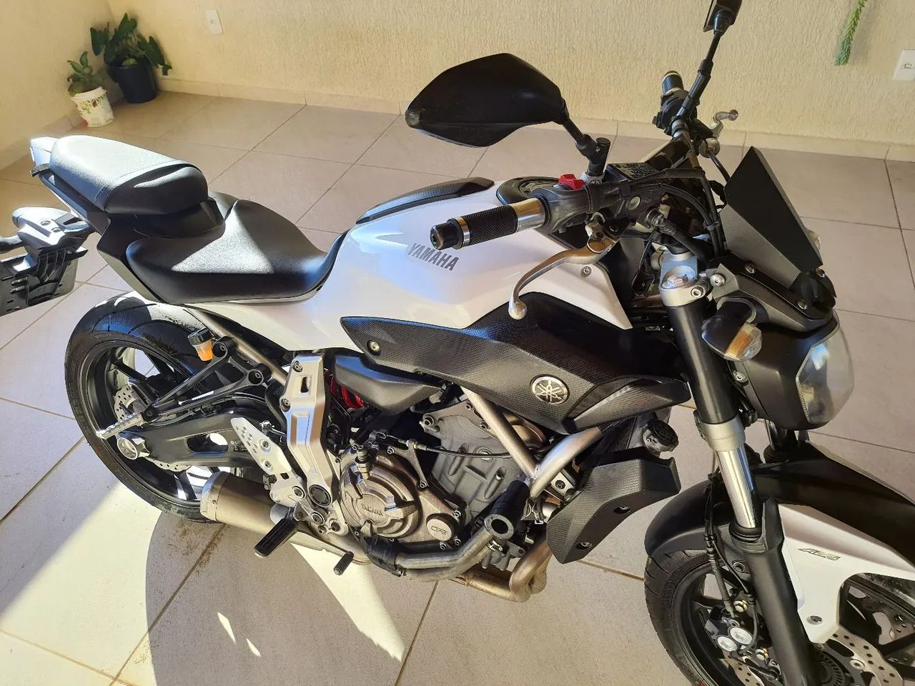 Motos YAMAHA MT-07/MT-07 2016 no Brasil