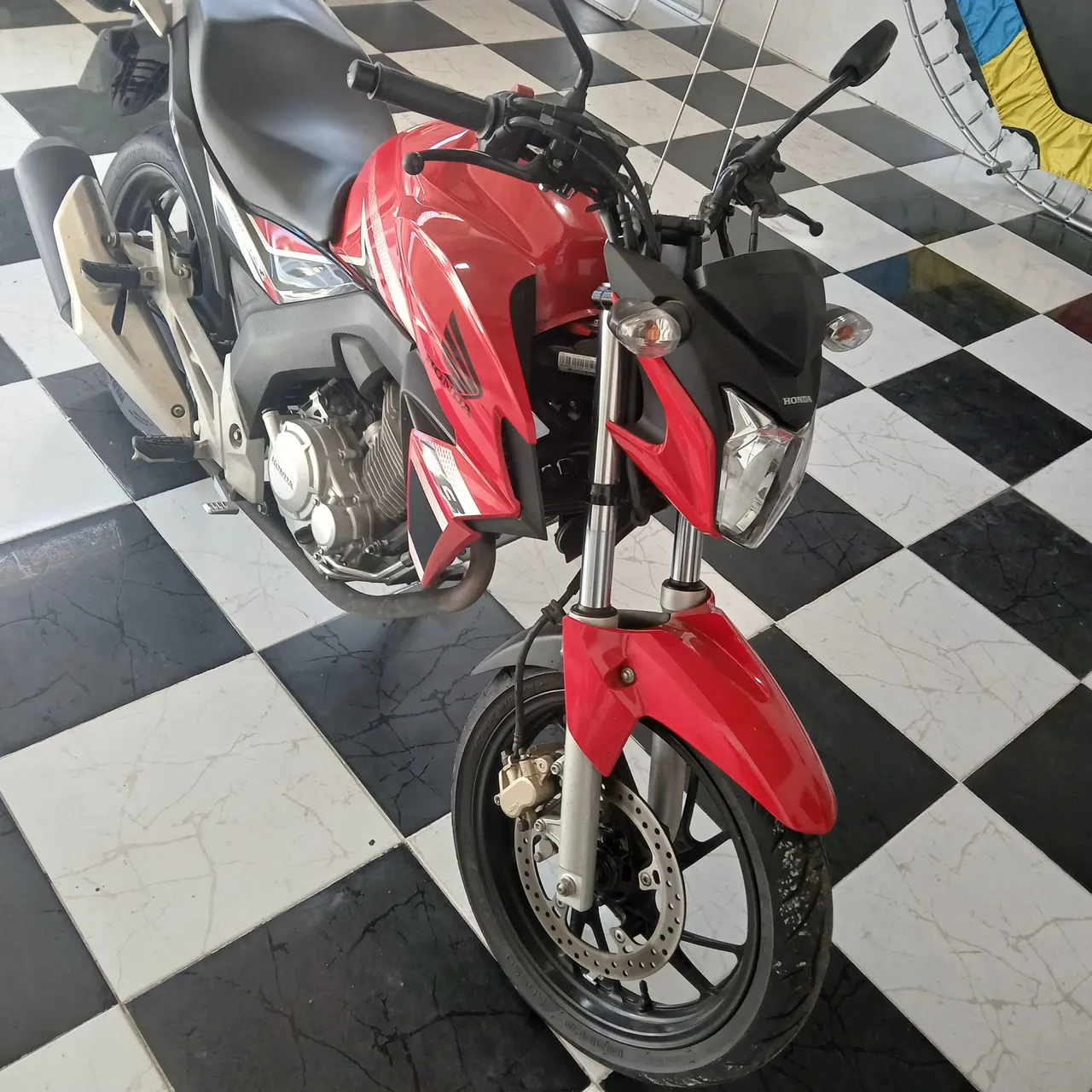 Motos HONDA CB 2018 no Brasil