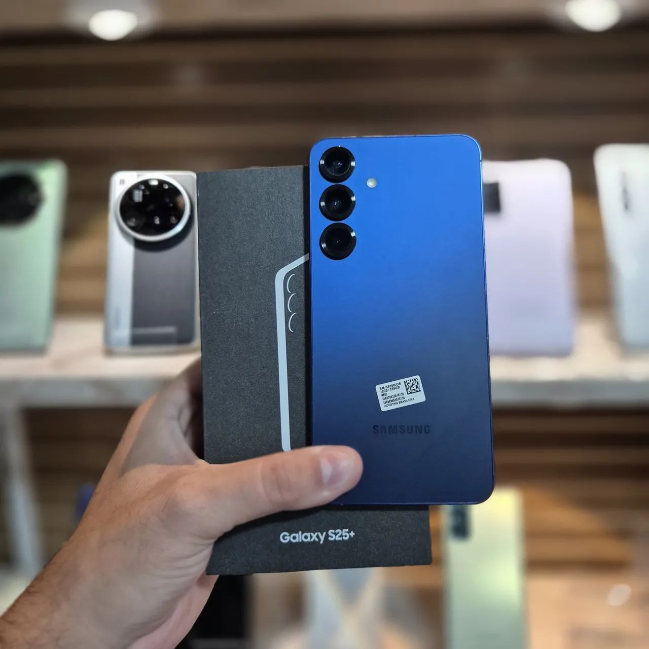 Samsung Galaxy S25 Plus, 256/12GB, cor azul e prata, LACRADO. Garantia ...