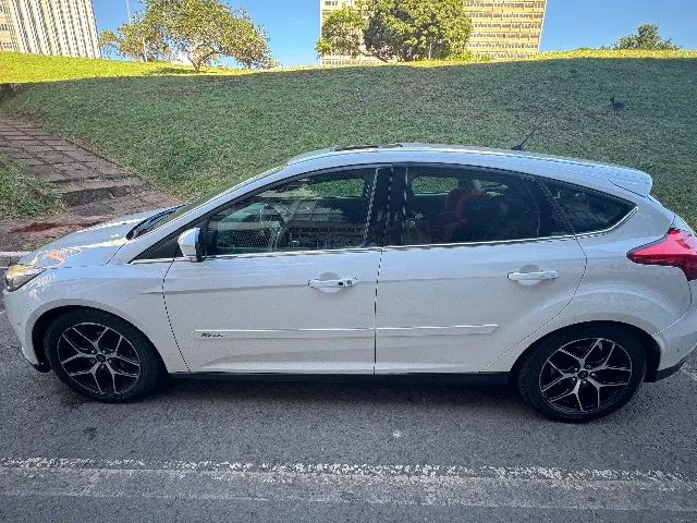 FORD FOCUS 2016 Usados e Novos