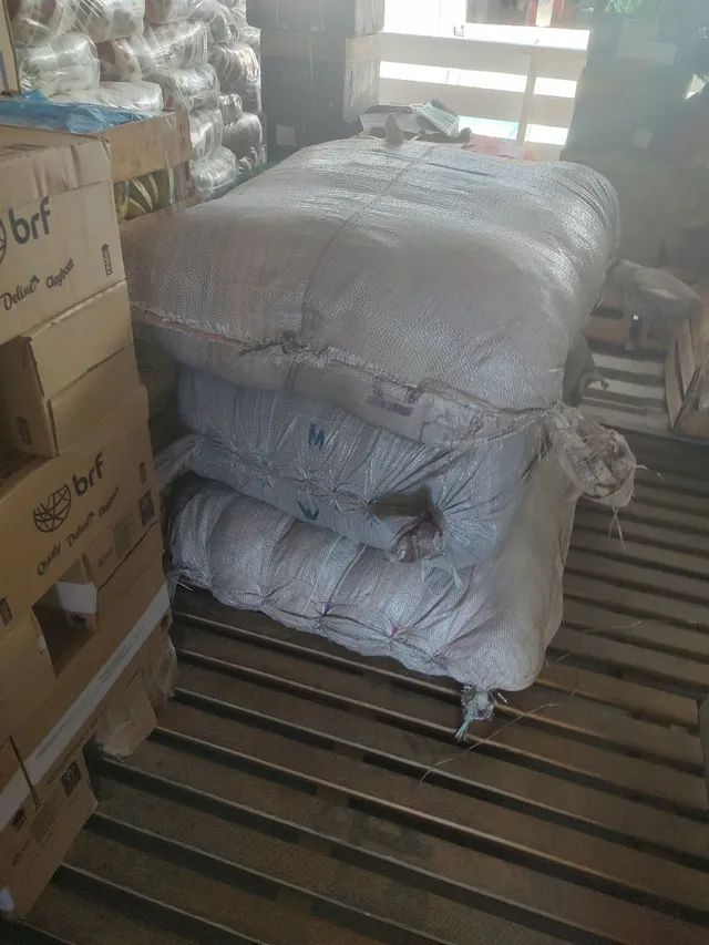 "fardo de roupa para brecho" no Brasil