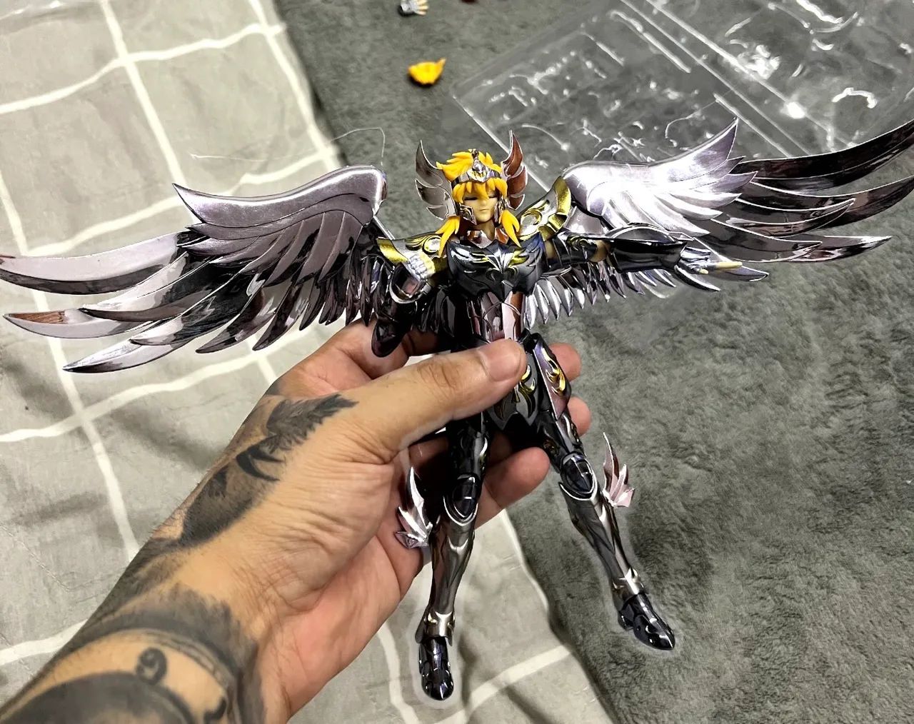 Cloth Myth Hyoga V4 Kamui GT EX Cavaleiros do Zodíaco - Hobbies e ...