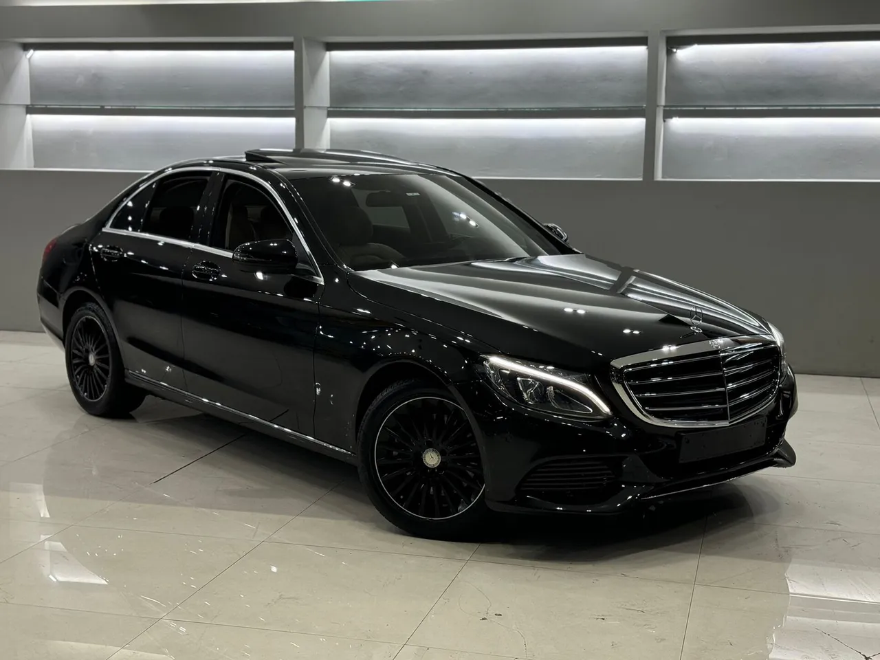MERCEDES-BENZ C-300 Usados e Novos