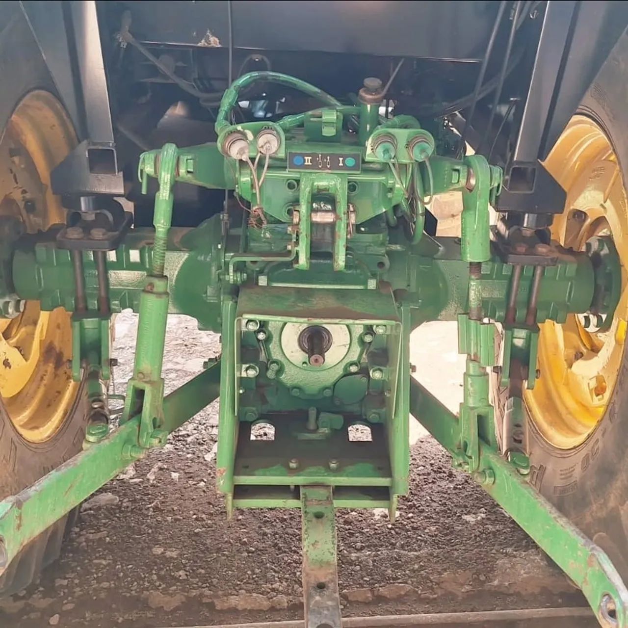 Trator Agrícola - Tratores e máquinas agrícolas - Área Rural de ...