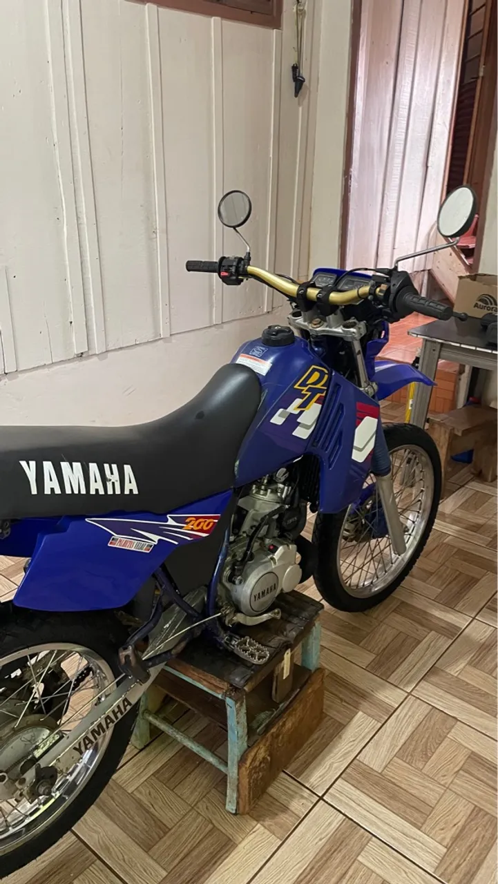 Motos YAMAHA DT no Brasil