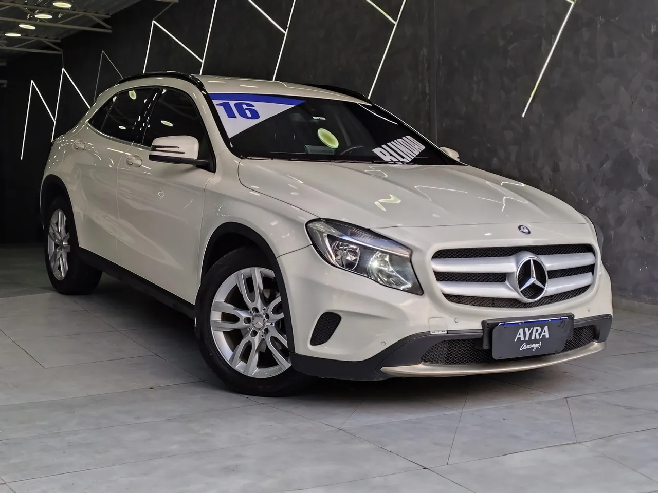 MERCEDES-BENZ GLA-200 2016 Usados e Novos