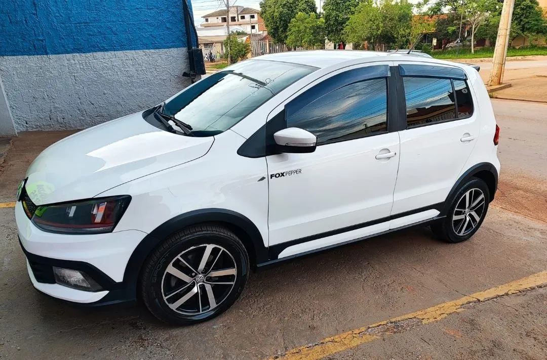 VOLKSWAGEN CROSSFOX 2017 Usados e Novos