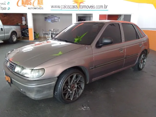 VOLKSWAGEN POINTER Usados e Novos