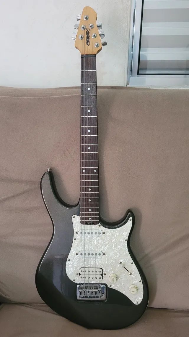 "guitarras peavey" no Brasil