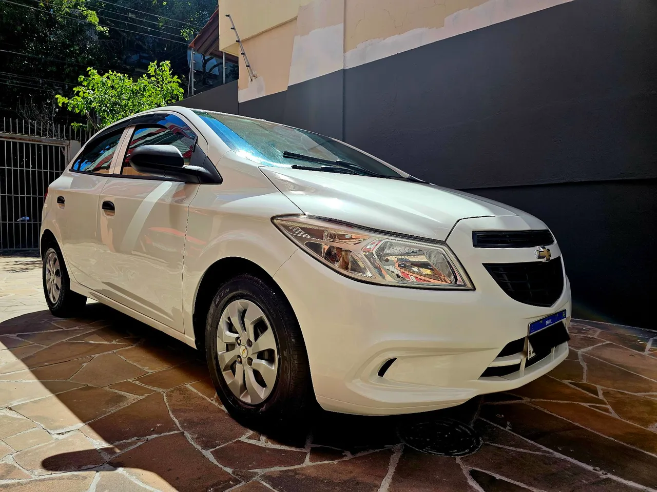 CHEVROLET ONIX 2018 Usados e Novos