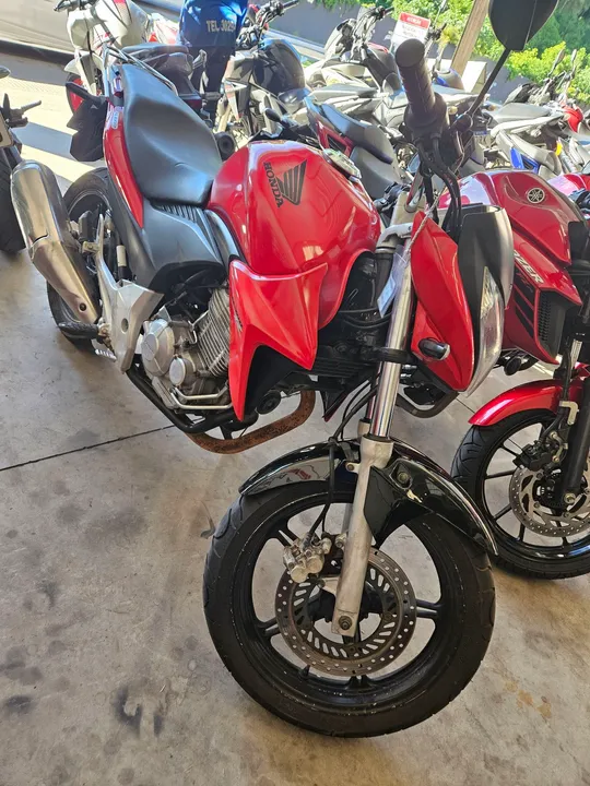 Motos Honda CB 2014 no Brasil