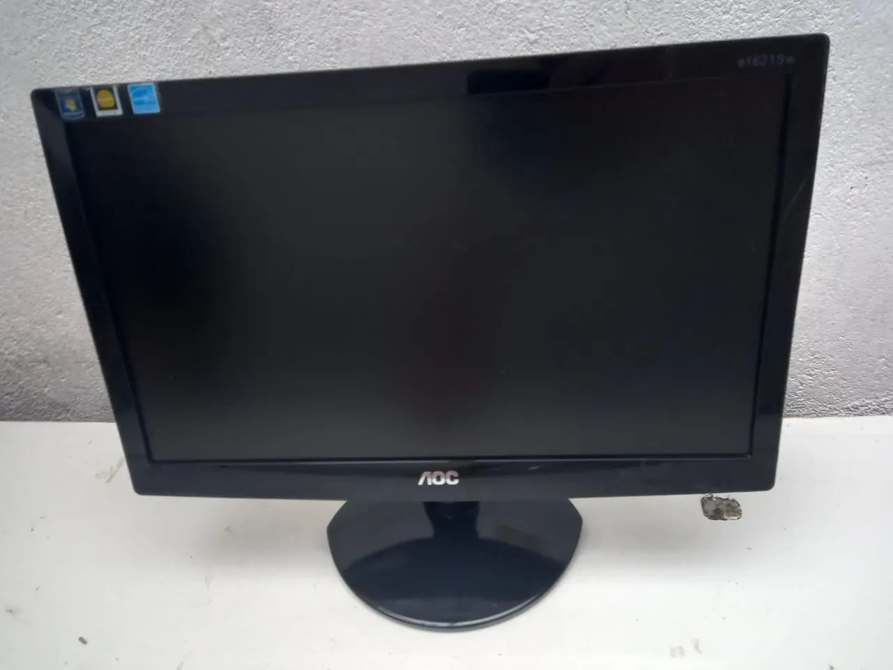 Lindo monitor AOC 16 polegadas LED entrada VGA wide usado!!! - Monitores - Jardim Santa Maria ...