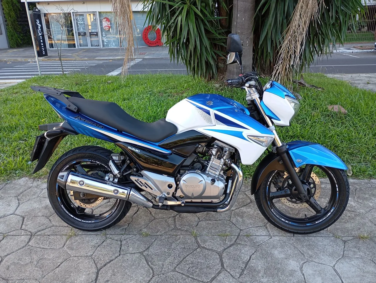 Motos Suzuki Inazuma no Brasil