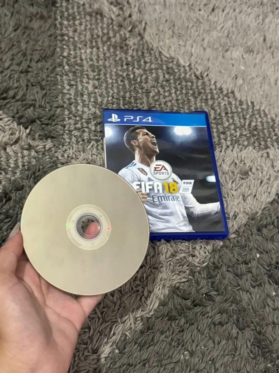 FIFA 18 PS4 - Jogos de Vídeo Game - Penha, Rio de Janeiro 1469308168 | OLX