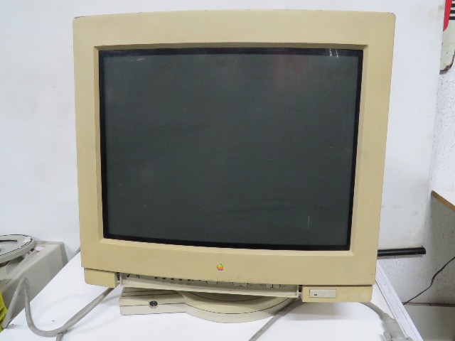 monitor apple macintosh antigo - Monitores - Jardim Sapopemba, São ...