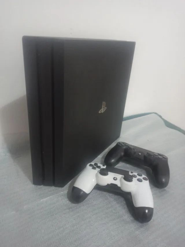 Ps4 pro com 2 controles | +3368 anúncios na OLX Brasil