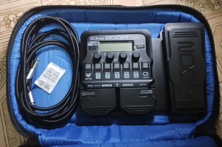 "pedaleira" - Instrumentos musicais no Brasil