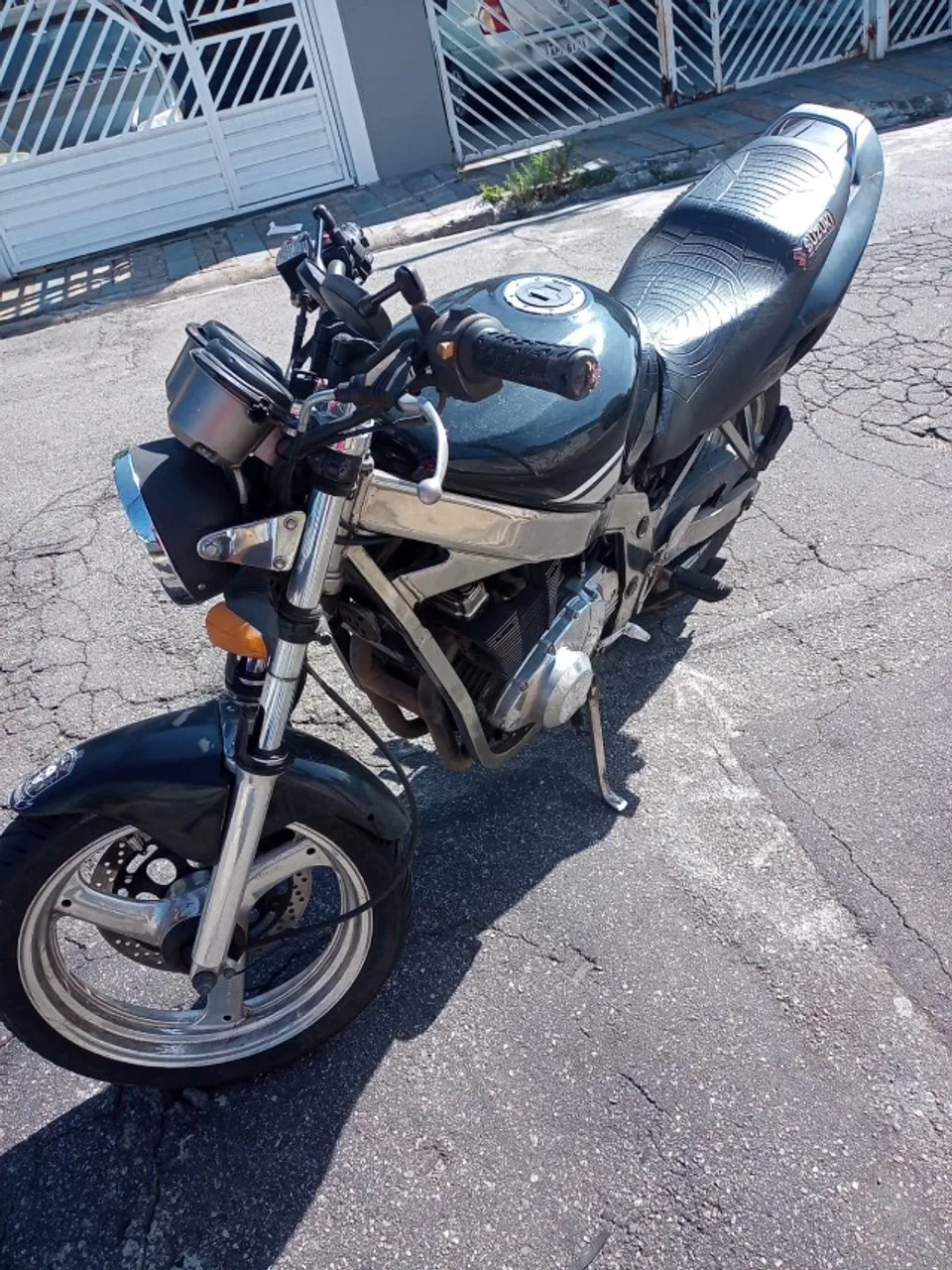 Motos SUZUKI GS no Brasil