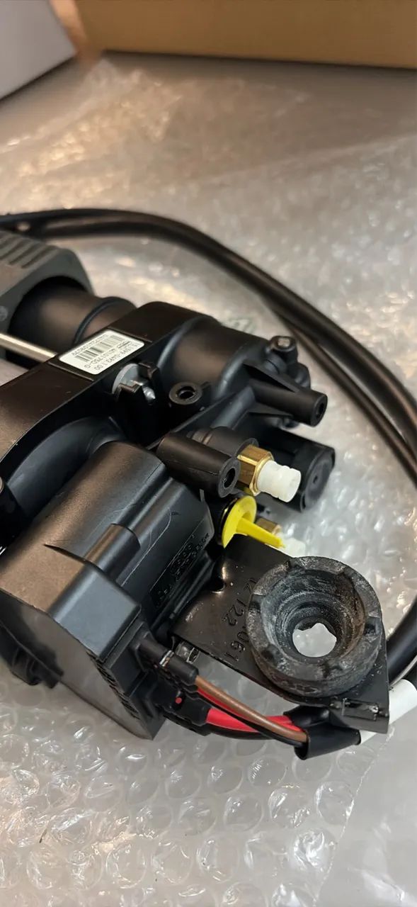 Compressor Suspensão Ar Para Touareg 4.2 V8 2010 À 2018 - Ferramentas ...