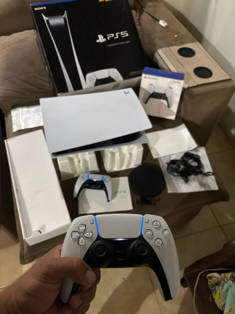 PS5 DIGITAL NOVINHO 2 CONTROLES + FORTNITE + COD + FALL GUYS - Consoles ...