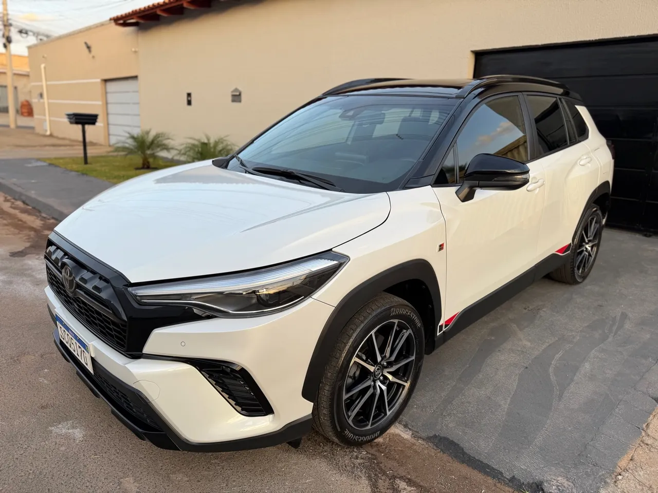 Toyota Corolla CROSS GR-S 2.0 16V FLEX AUT. Usados e Novos em GO