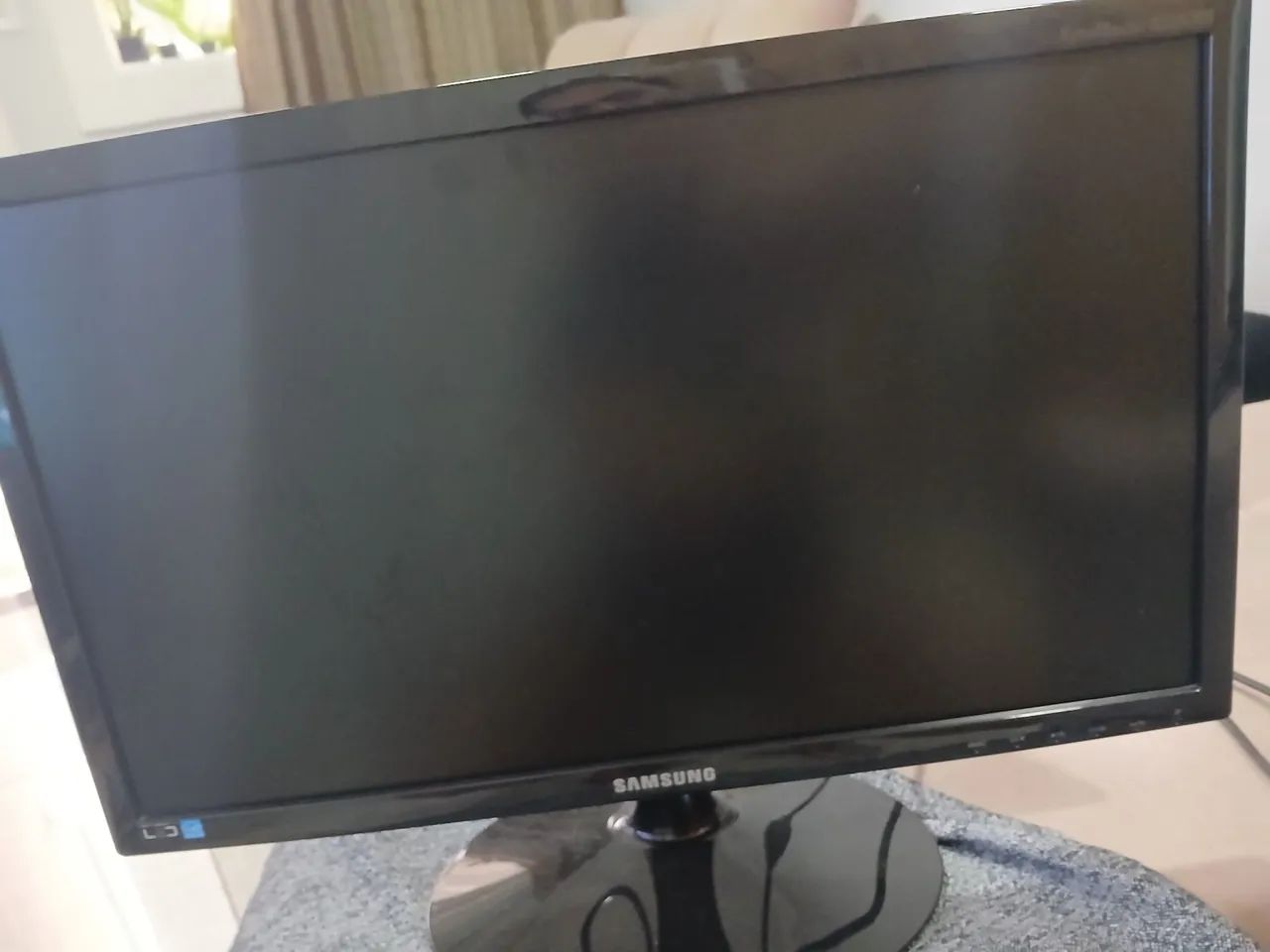 Monitor Samsung 20 polegadas - Monitores - Jardim Panamá, Duque de Caxias 1405075604 | OLX