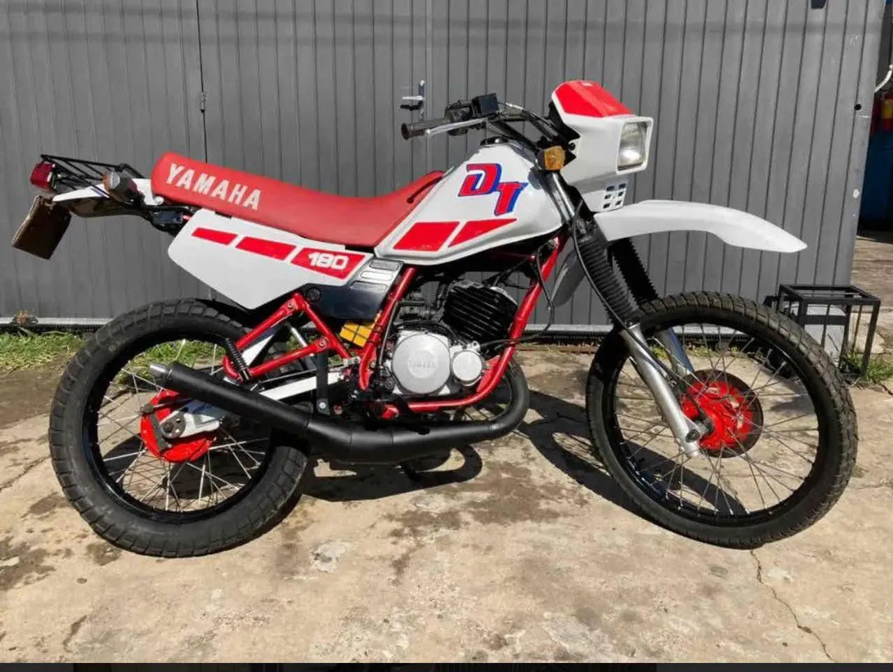 Motos YAMAHA DT no Brasil