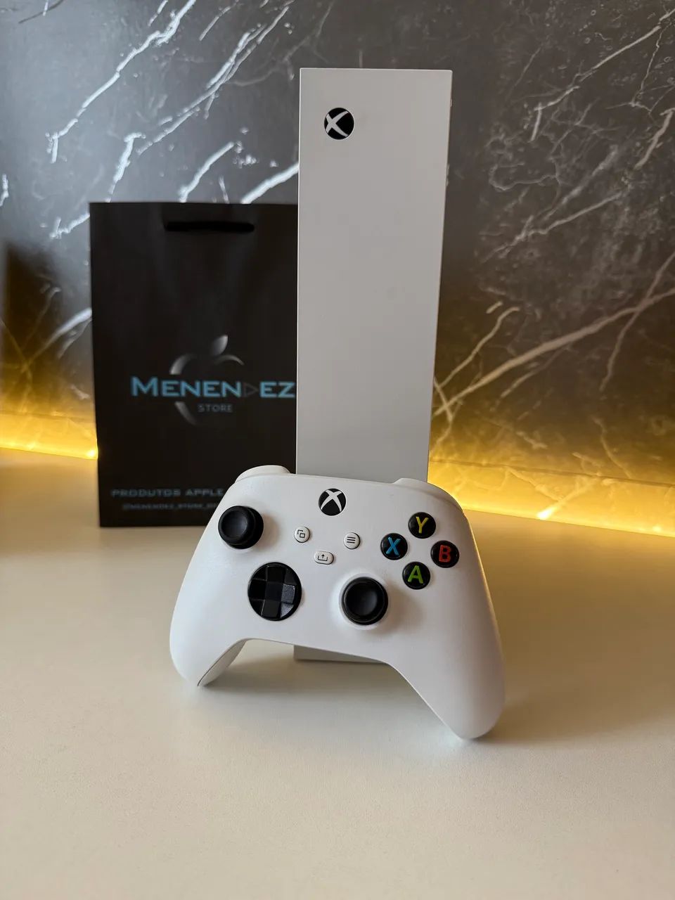 Xbox Series S 512gb Semi Novo Impecável! TROCAS - Consoles de Vídeo ...