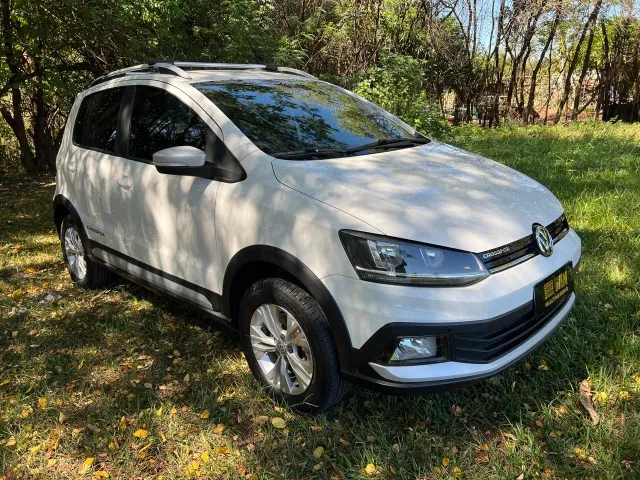 VOLKSWAGEN CROSSFOX 2017 Usados e Novos